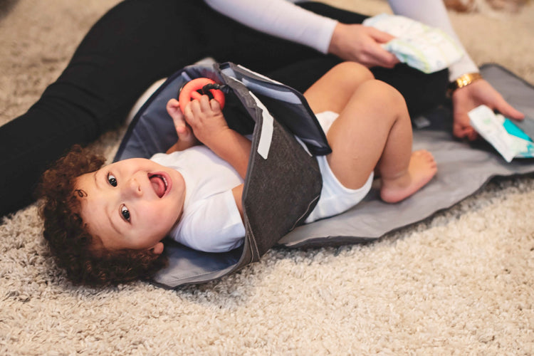 Playtime Changing Pad - Queen Bee Diaper Bag – SnoofyBee.com